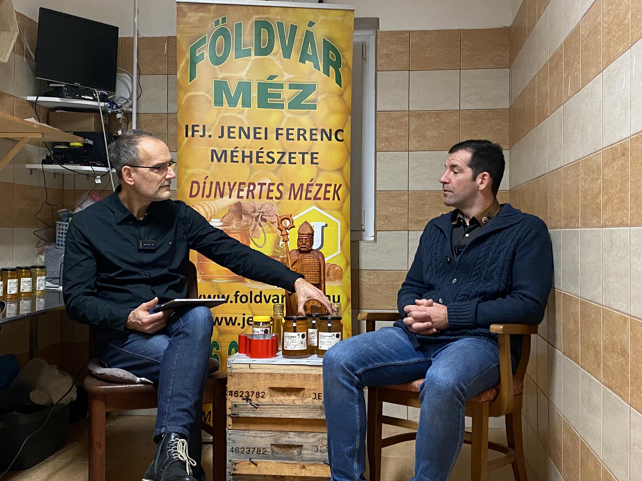 A méh, a méhész és a méz - Part-Oldalak Kulturális Egylet